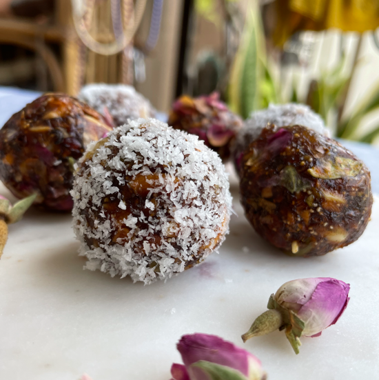 Dry Fruit Laddu – Healthy Energy Balls | Hungry Tired Sleepy